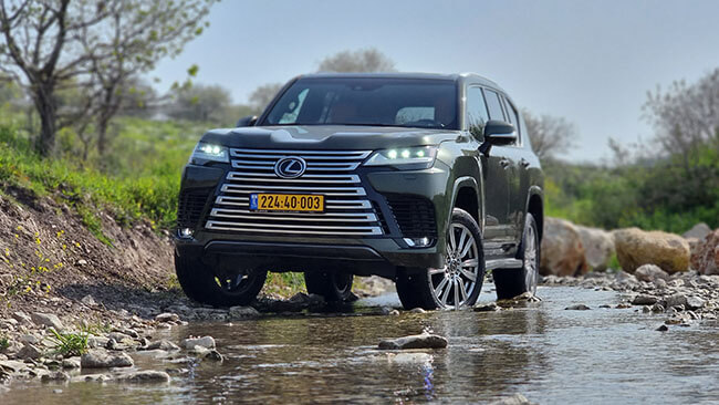 מבחן דרכים לקסוס LX600 | שטח