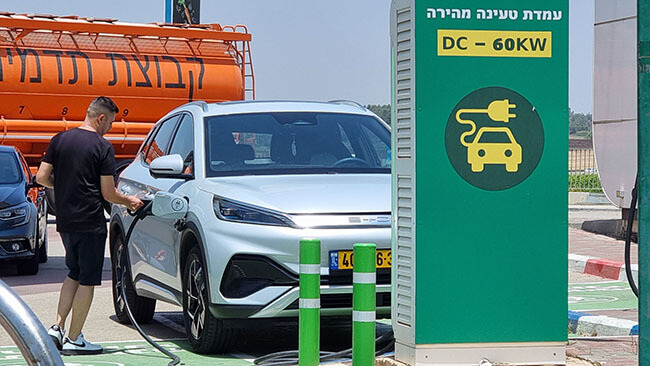 חדשים בעולם הרכב החשמלי? כך תטענו אותו | שטח